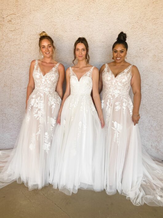 Halani Curve - Brides by Donna Rae