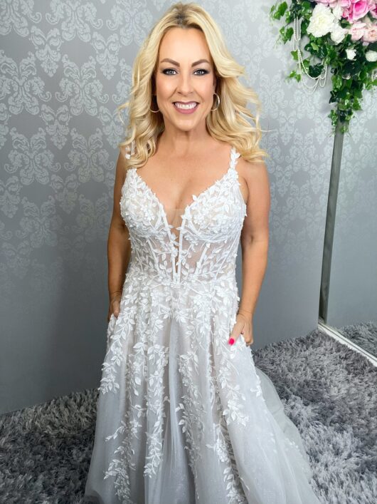 About Us - Brides by Donna Rae